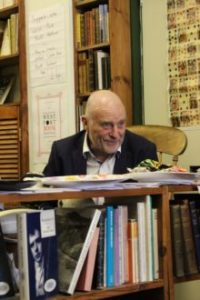 Biography - Stuart Campbell